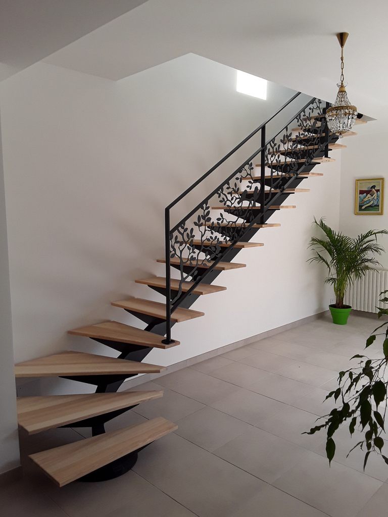 Escalier Métal Et Bois Quart Tournant En Bas Limon Débillardé